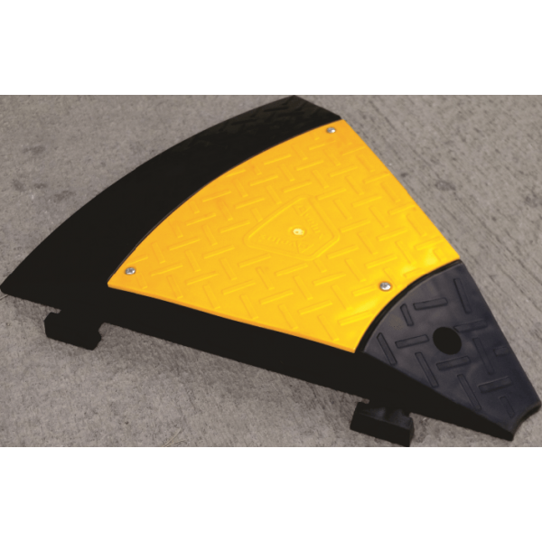 Protectie pentru cabluri, pod pentru cablu (colt) ― DNC Trafic